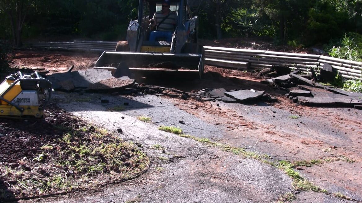 Installing An Asphalt Driveway - All About Driveways.com